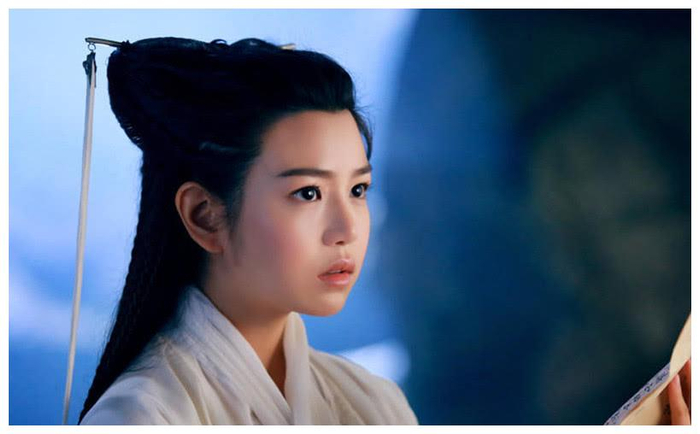 小龙女是个版本对比：毛晓慧灵气，陈妍希可爱|小龙女|陈妍希|仙气_新浪新闻