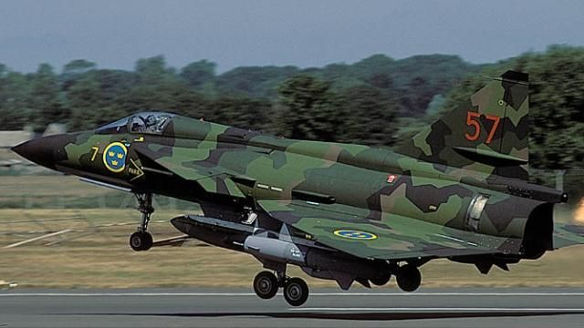瑞典Saab-37，划时代的战机，超前设计理念永不过时