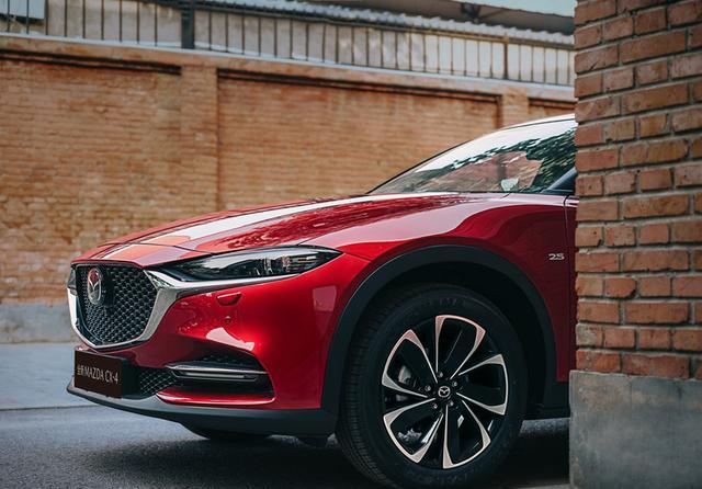 新款马自达CX-4细节图曝光前脸更犀利，搭进口2.0L／2.5L动力