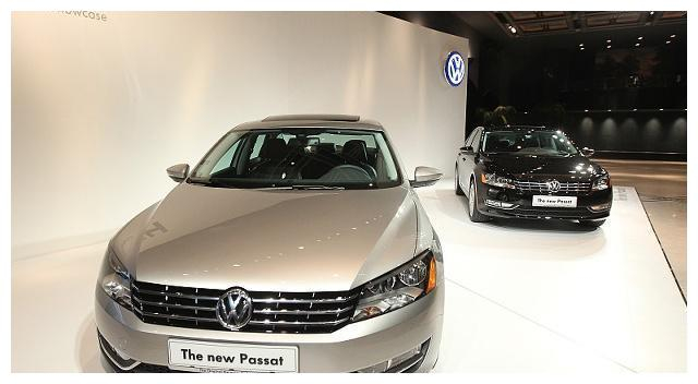 大难题：不吹不黑，丰田和大众的车都开5年，哪个操控更“牛”？