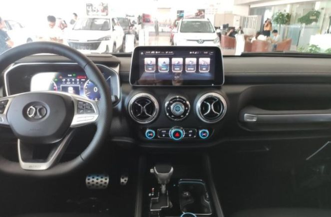 北京BJ40 BJ80特别版上市 售20.1949万起