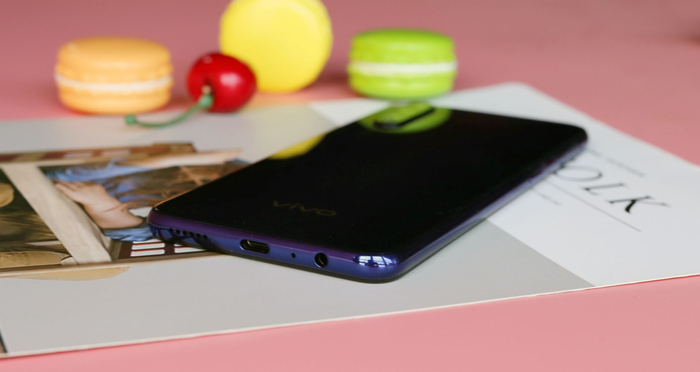 vivo Z5极光幻境图赏：四大亮点铸就最超值中端机__财经头条