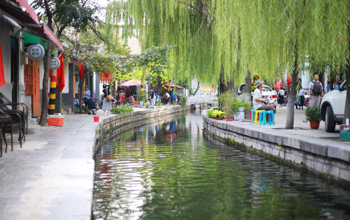 实拍济南曲水亭街风光，可以媲美丽江、大理