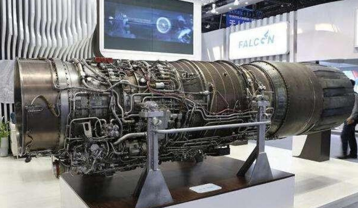 枭龙战斗机可以换上F404发动机吗？