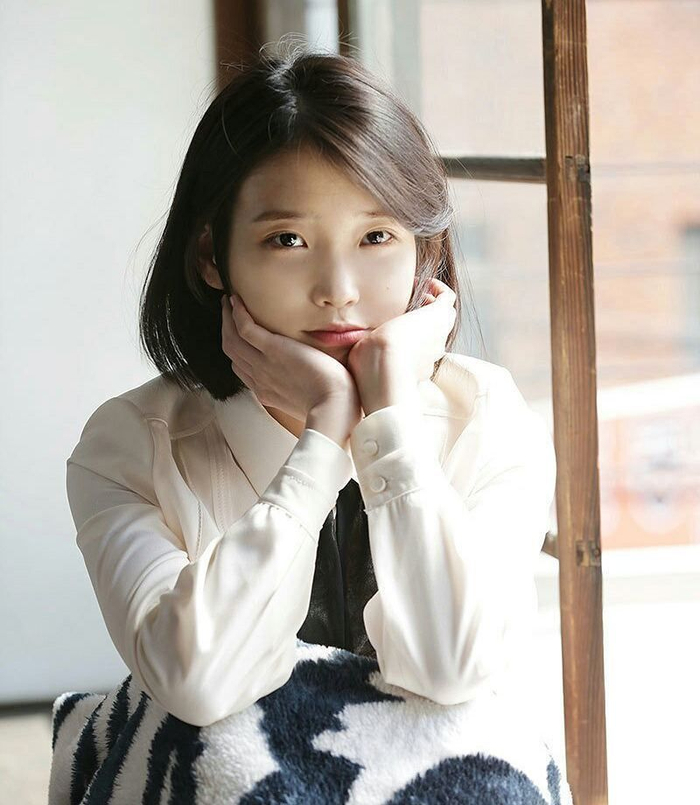 IU——韩国观众眼中的“国民妹妹”，超级童颜和天籁之音的组合体