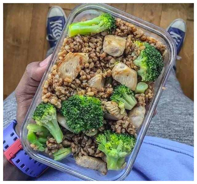 这样的中饭？你不胖还有谁胖？|饮食|健身_新浪新闻