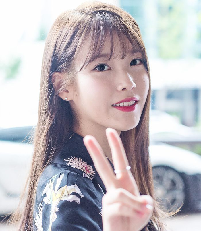 IU——韩国观众眼中的“国民妹妹”，超级童颜和天籁之音的组合体