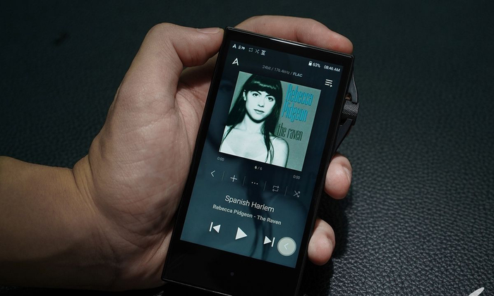 经典复刻做工精湛 Astell&Kern SA700黑钢版图