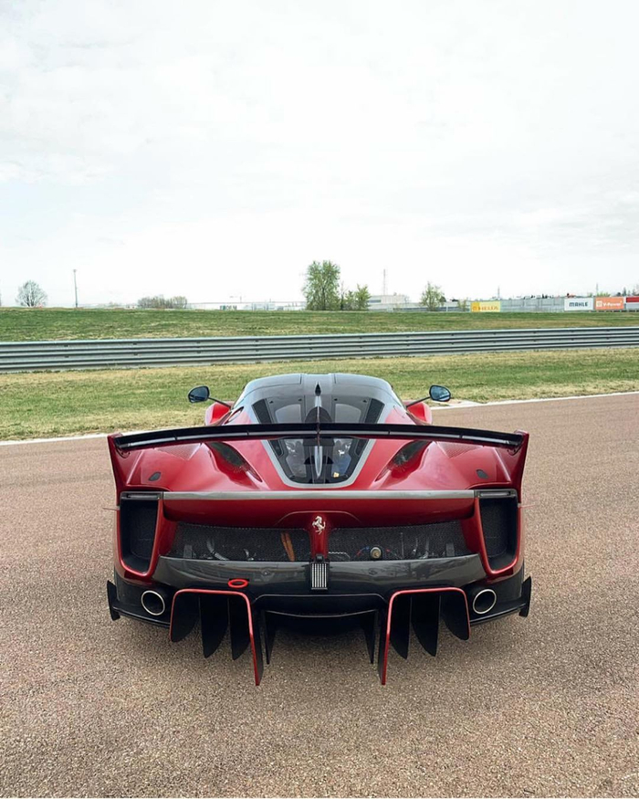 毫无死角的帅！法拉利Ferrari FXXK Evo！