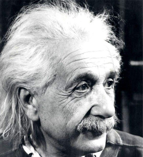 爱因斯坦珍贵历史老照片：伟大的物理学家，才华横溢也很帅气