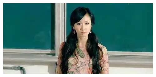 爱情公寓：胡一菲在哪所大学当老师？最终季给出了一个提示|胡一菲|爱情公寓|老师|大学|校训_新浪新闻