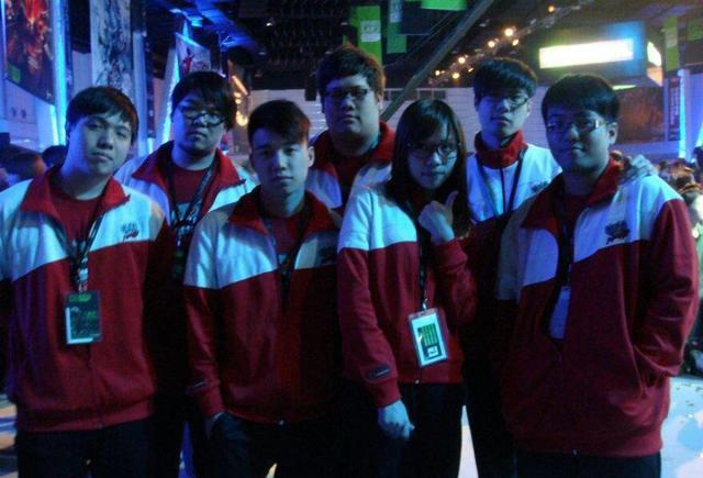 LOL唯一的世界冠军女选手，现在过着怎样的生活？