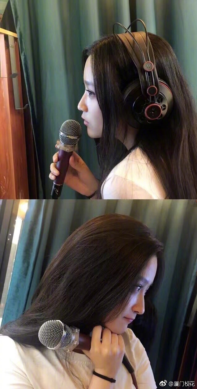 她叫张笑笛，96年，毕业于中国民航大学，身高172cm