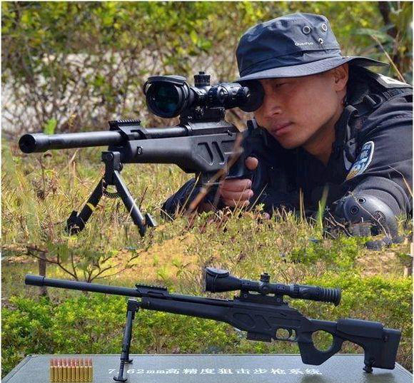 CSLR4狙击步枪，白光瞄准镜，微光图像增强仪