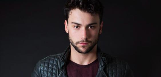 萌帅Jack Falahee，《逍遥法外》里痴心汉！|逍遥法外|男友|络腮胡_新浪新闻