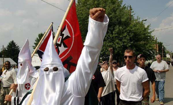 权利来自信息的积累，盛极一时的三K党只因爆料便受重创|肯尼迪|权利|民众_新浪新闻