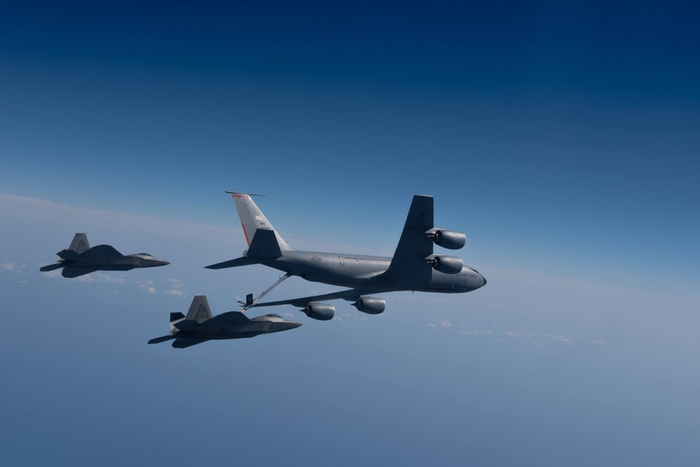 当地时间4月12日