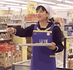 搞笑Gif动图：试吃吗？试吃吗？没有人想吃吗？那我吃！