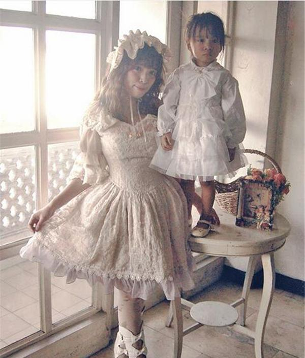 当Lo娘变成了妈妈，原来还可以把孩子这样打扮！|女儿|妈咪|日系_新浪新闻