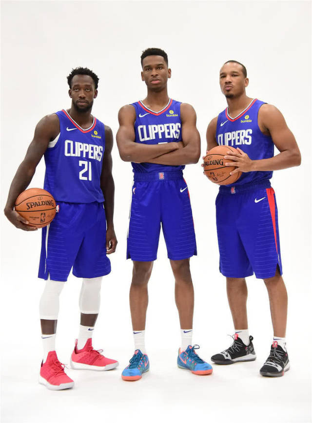NBA新赛季球员定妆照老友相聚、颜值爆表、霸气侧漏、复兴在即