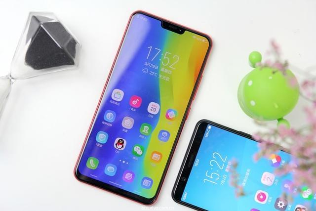 vivo X20与X21对比后发现，智能手机升级还是有必要的__财经头条__新浪财经