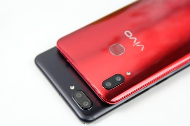 vivo X20与X21对比后发现，智能手机升级还是有必要的__财经头条__新浪财经