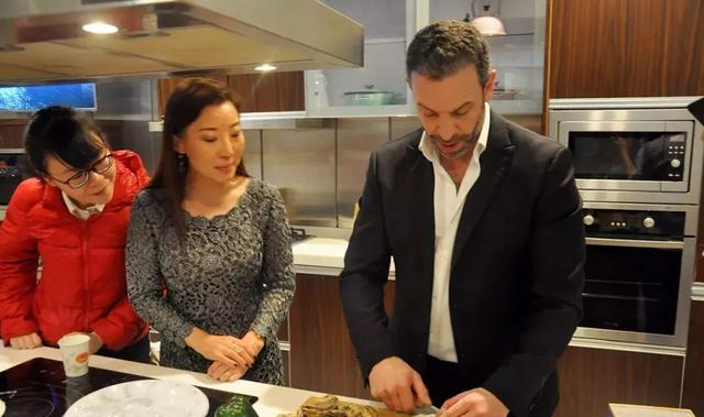 极品海产｜刺身级野生生蚝，加拿大莫尔佩克生蚝来中国了！|佩克|生蚝|莫尔_新浪新闻