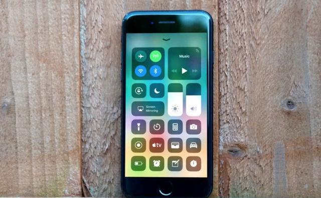 苹果开始通过提示(Tips)应用, 向iOS10用户推送iOS11的新功能__财经头条