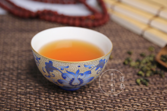 喝惯了杯中的茶？一起看看少数民族的饮茶风俗吧！