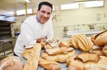 英语俚语天天学：a baker s dozen