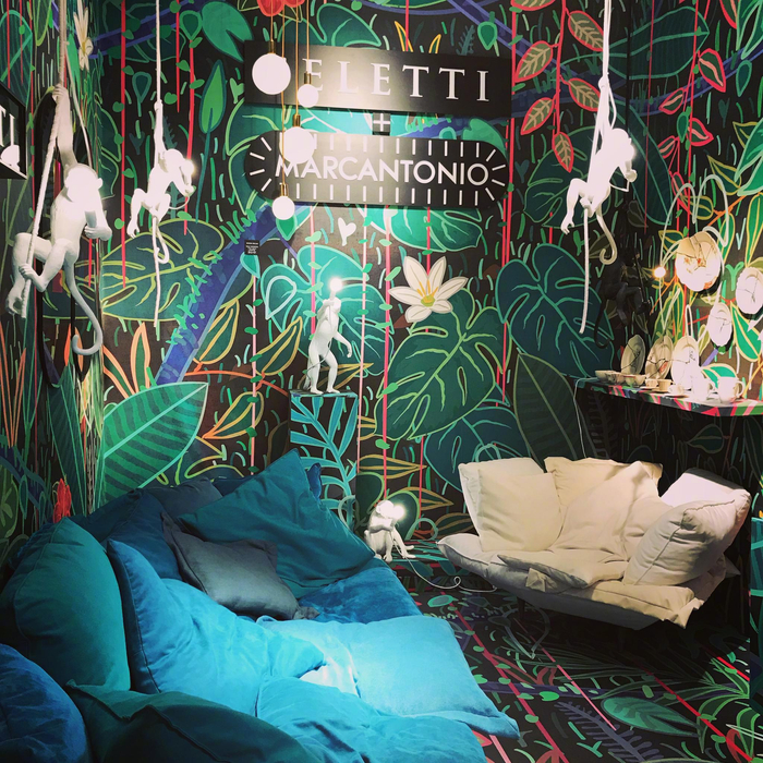 我看到的米兰国际家具展里展场布置玩的最嗨的应该是 Seletti 这个品