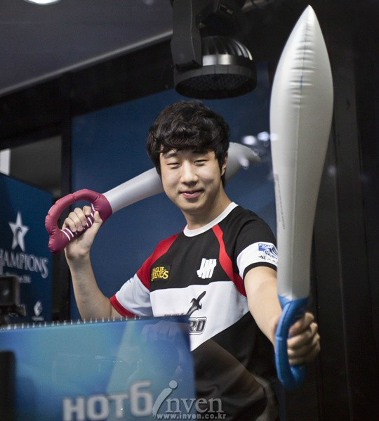 LPL洲际赛夺冠，最大赢家却是Duke，LOL首个国际赛大满贯选手