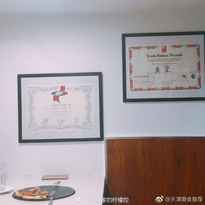 来自法国的意大利披萨chef在天津开了一家餐厅👨 🍳夫妻两人共同
