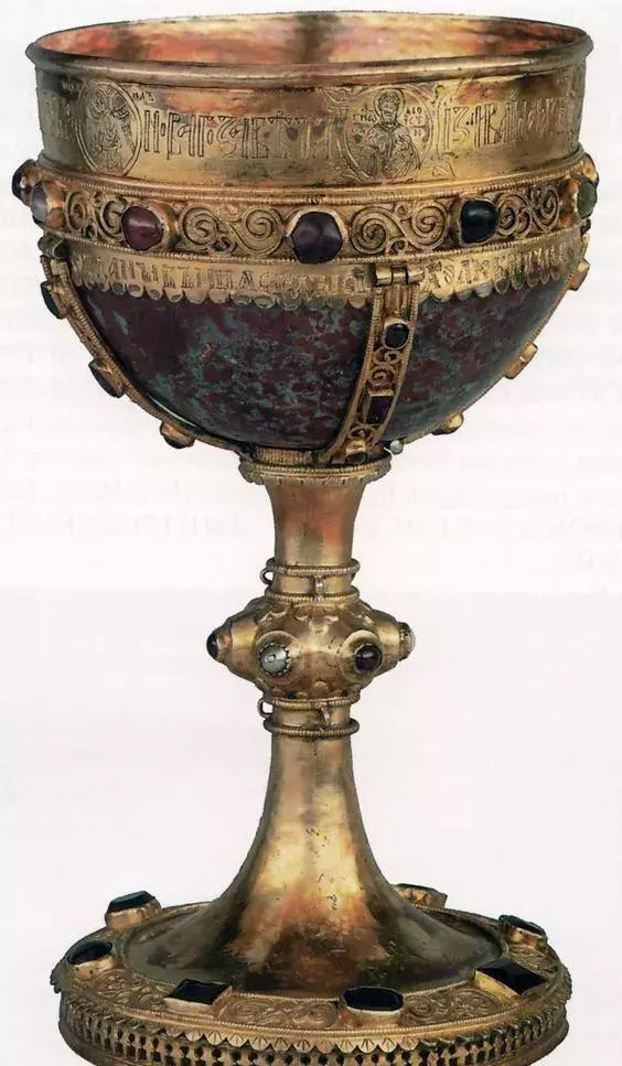 用圣杯 尽饮耶稣之血|圣杯|酒杯|基督教_新浪新闻