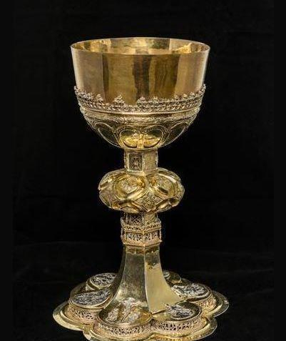 用圣杯 尽饮耶稣之血|圣杯|酒杯|基督教_新浪新闻