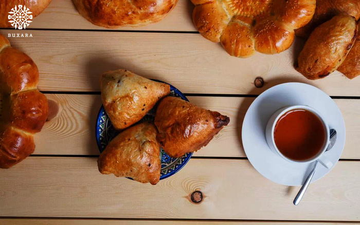 Buxara 餐厅品牌 VI 设计。从 Logo 到整体装饰风格、配色