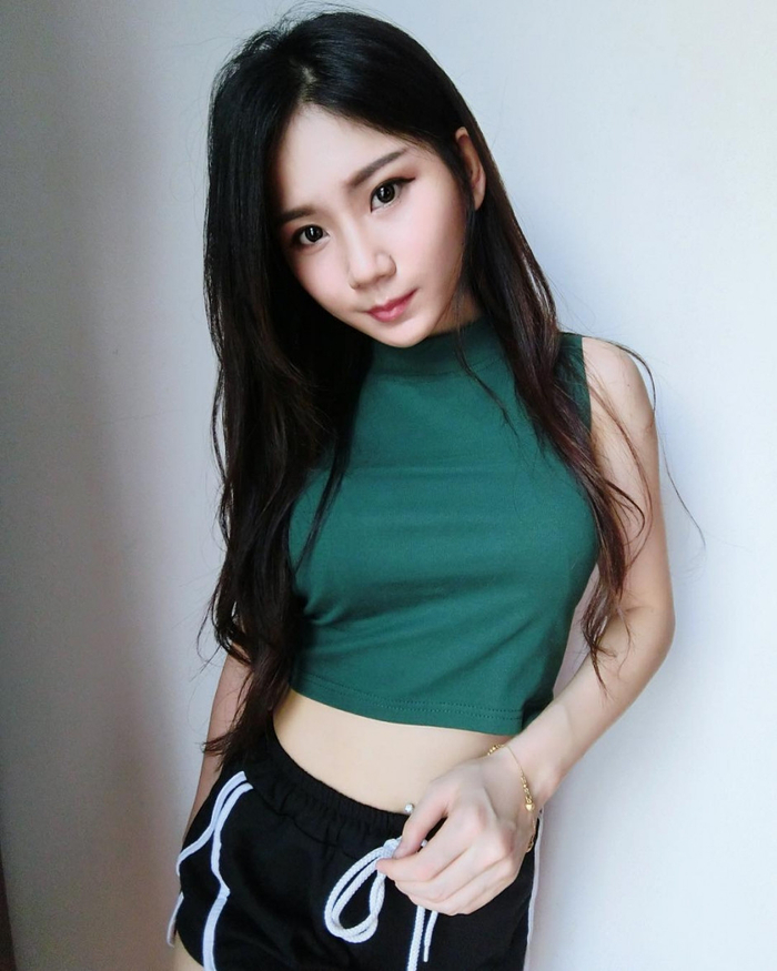 大马美女Josephy Li生活自拍照