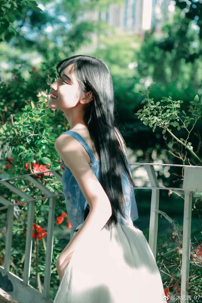 我要把你揉进我怀里 把你做进我梦里 模