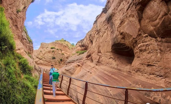 靖边波浪谷—亿万年沧桑的指纹