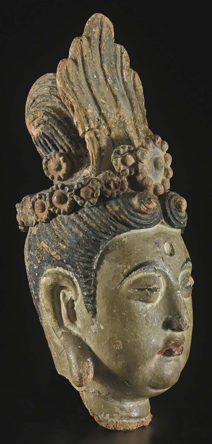 佛头，又见佛头：大量精美的佛头被人从佛像上凿下，流失海外。|博物馆|苏富比_新浪新闻