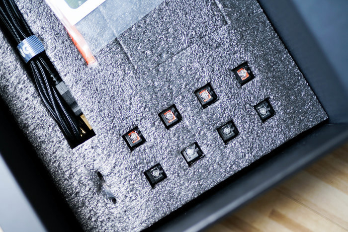 你控制他的强弱，他知道你的深浅 —— Wooting One