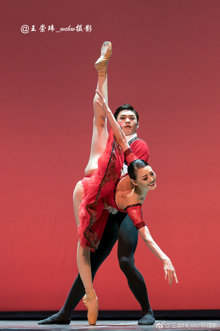 “第六届上海国际芭蕾舞比赛”回顾：“唐