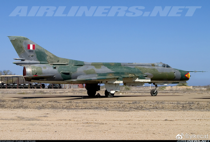Сухой Су-22/Sukhoi Su-22歼击轰炸机（本文系鄙人翻译的俄文
