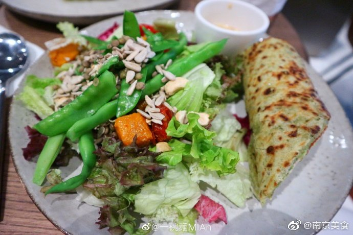 Wagas很喜欢吃wagas的卷 最爱香草鸡肉 时隔多年 又吃到了最爱的卷