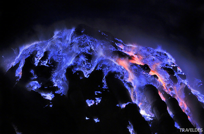 宛若魔鬼的火焰 印尼Kawah Ijen火山的变色奇观——位于印度尼西亚爪