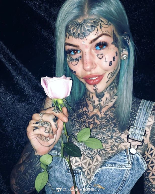 澳大利亚24岁女子 Amber Luke 经历了多次整容