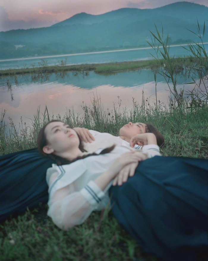 《花椿》杂志petra collins