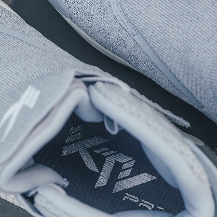 近赏 ANTA KT5 Pro Stars 被称为最接近球员版的配置__财经头条__新浪财经