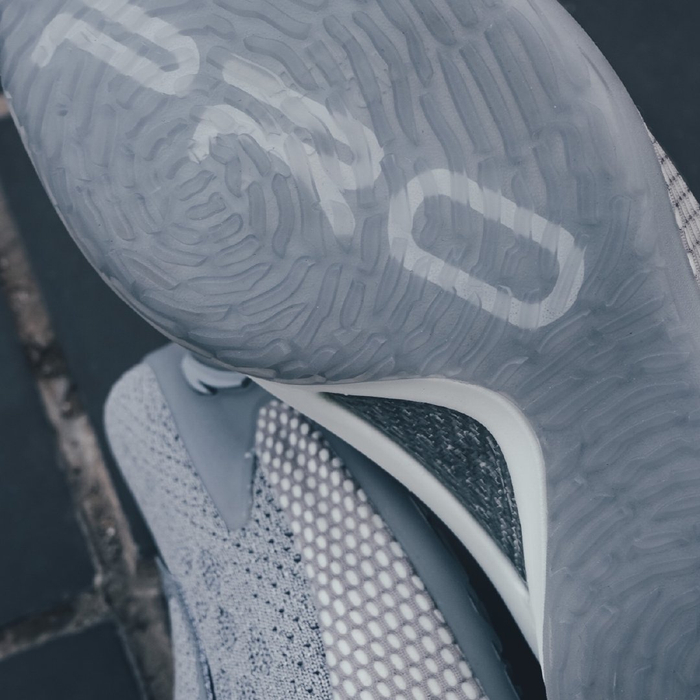 近赏 ANTA KT5 Pro Stars 被称为最接近球员版的配置__财经头条__新浪财经