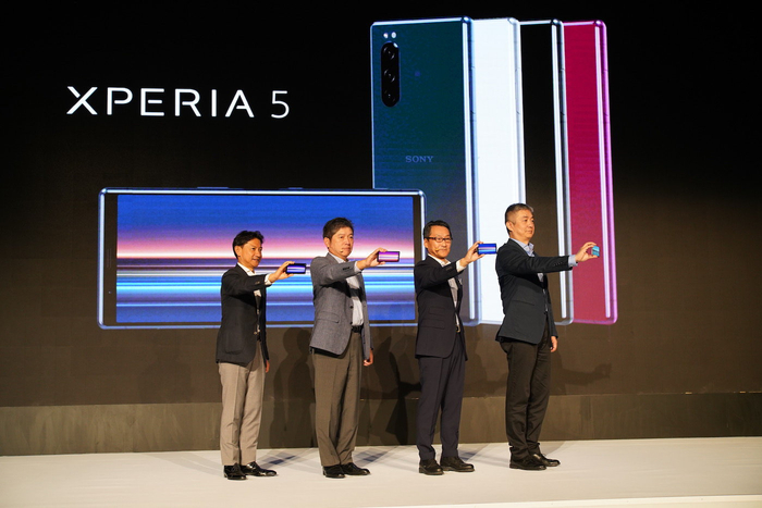 give me five？索尼 Xperia 5 正式发布